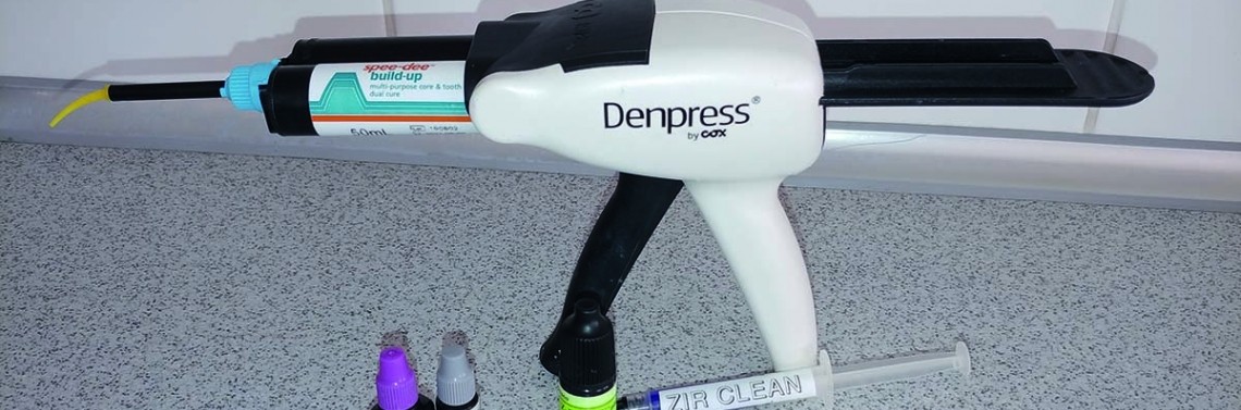 Odbudowa rdzenia zęba z jednoczesnym cementowaniem korony z użyciem ...